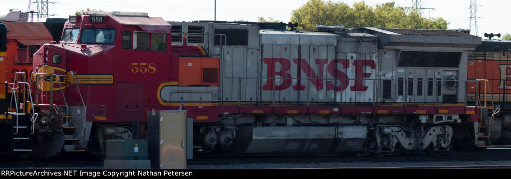 BNSF 558